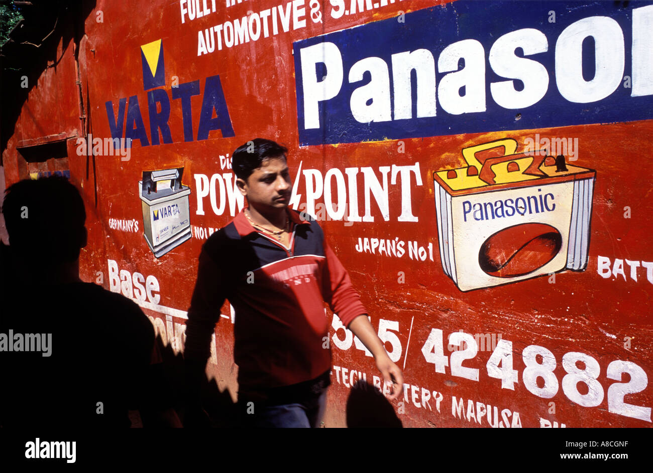 Hand painted advertisement india hi-res stock photography and images ...