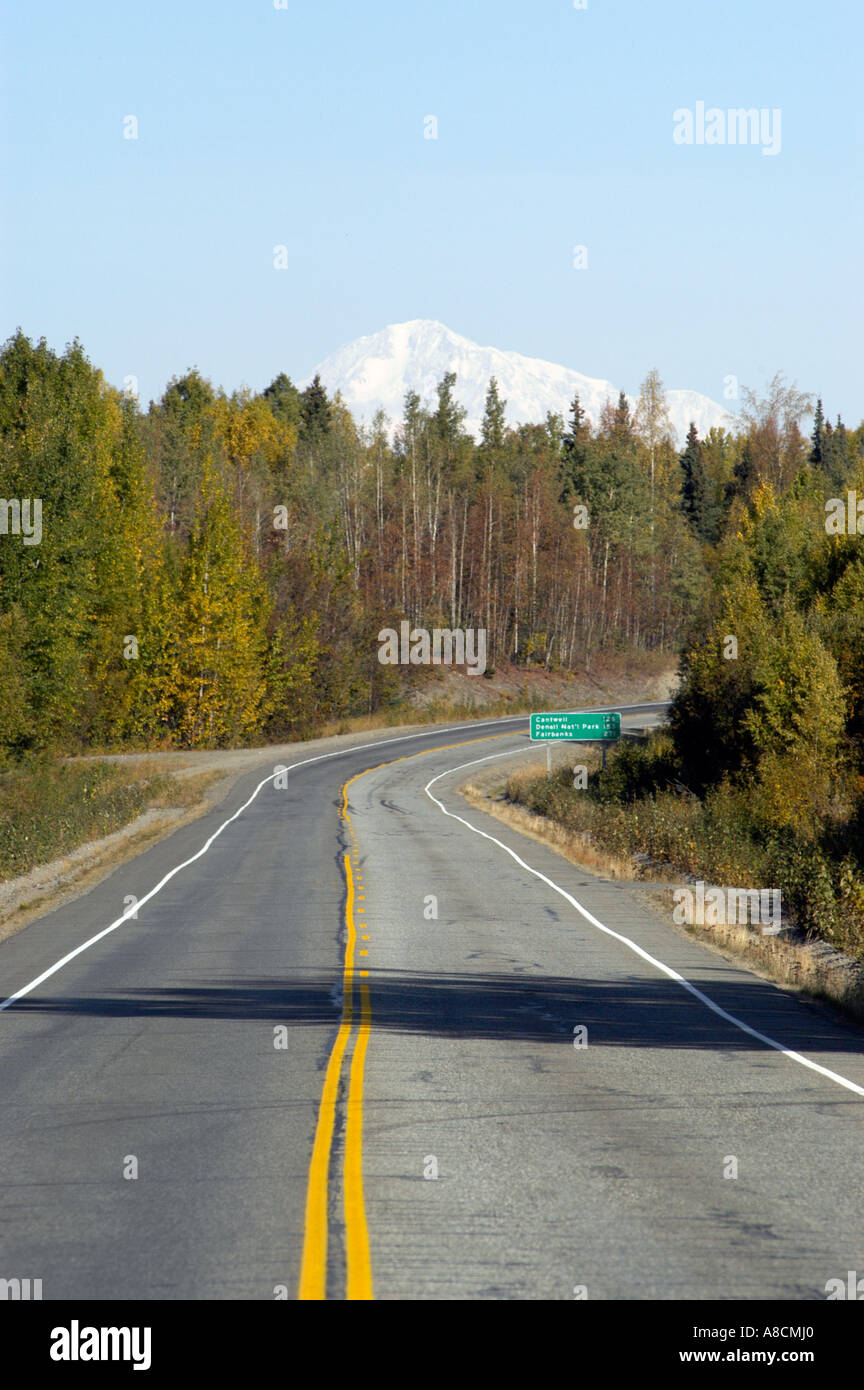 Freeway along the Parks Highway with Mount Denali in the distance ...