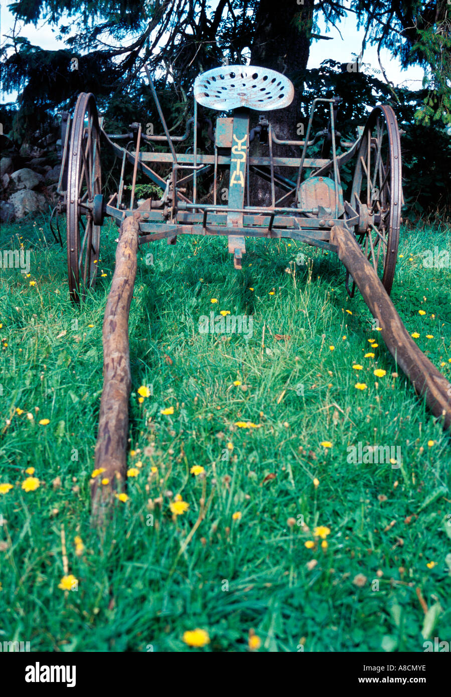 Hay rake hi-res stock photography and images - Alamy