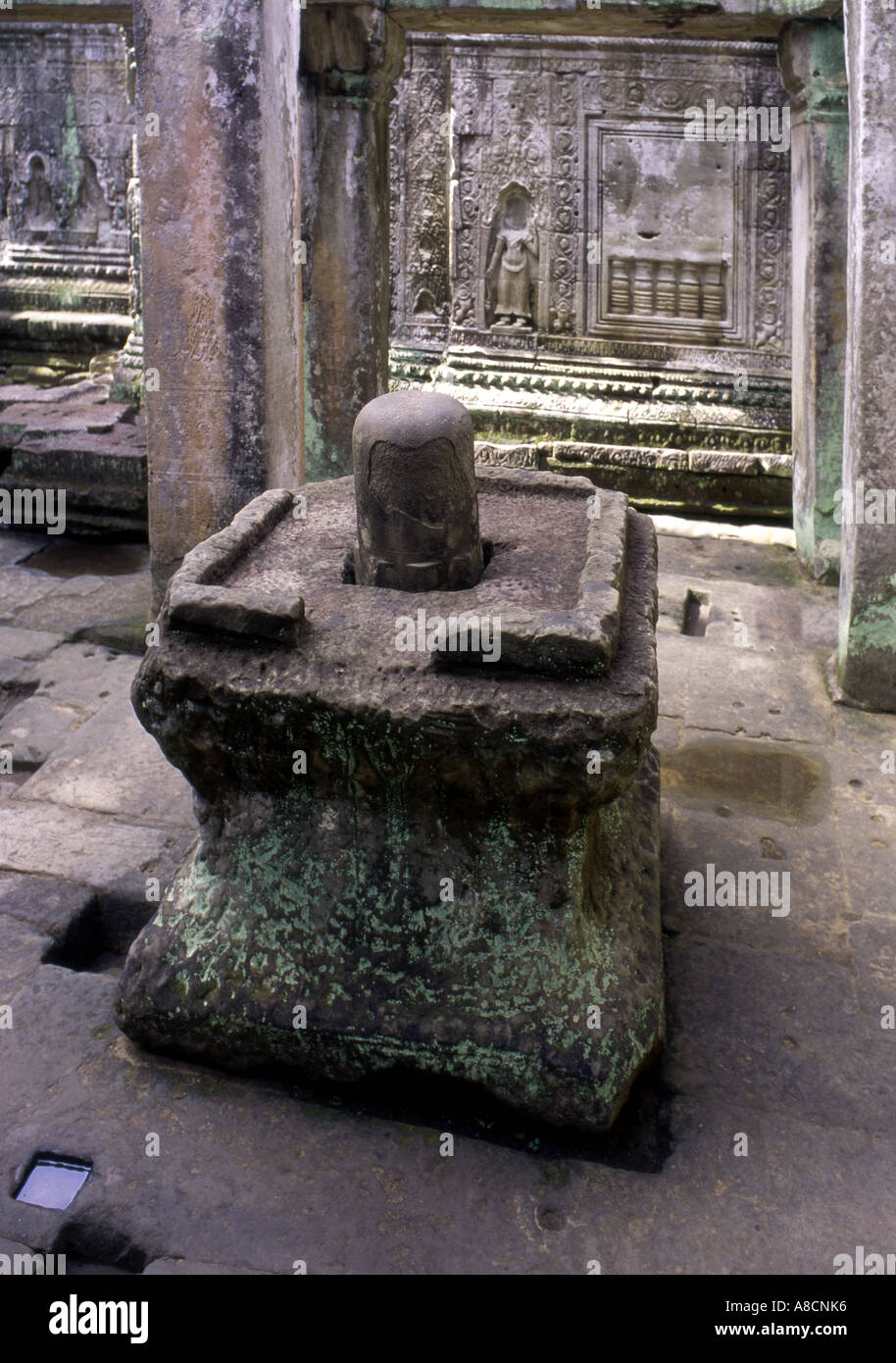 Lingam Temple Angkor High Resolution Stock Photography and Images - Alamy