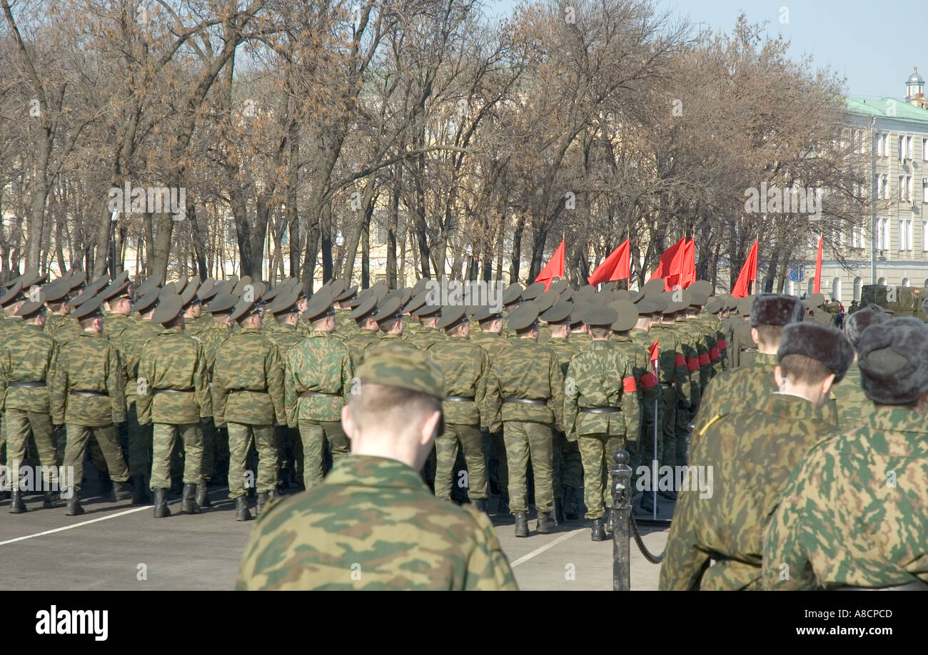 Russian soldiers in Moscow Stock Photo - Alamy