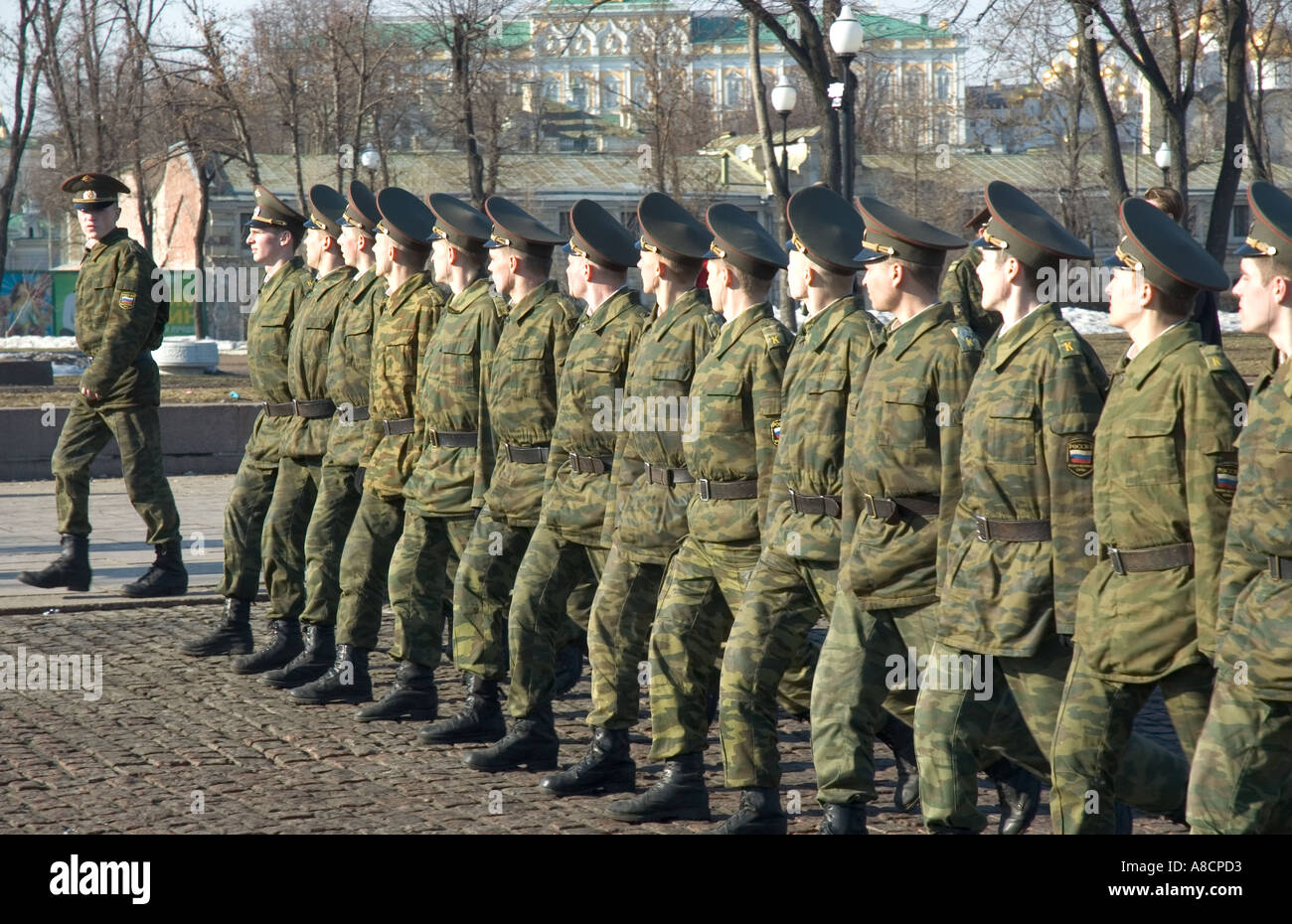 Russian soldiers in Moscow Stock Photo - Alamy