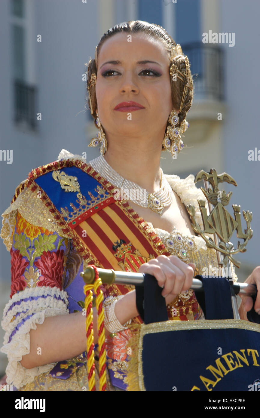 Fallera girls valencia hi-res stock photography and images - Alamy