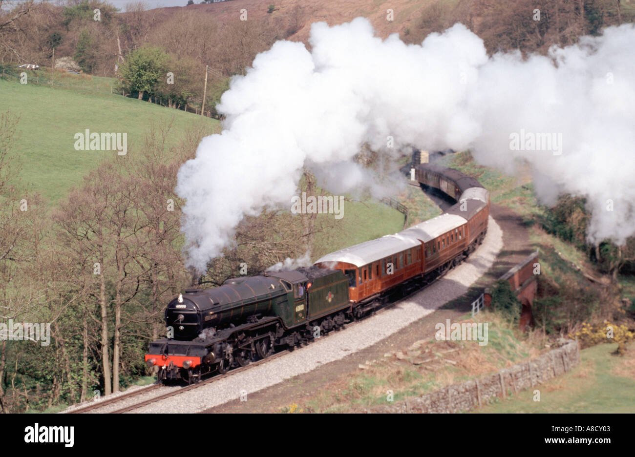60800 Green Arrow at Darnholme on North Yorks Moors Railway Stock Photo ...