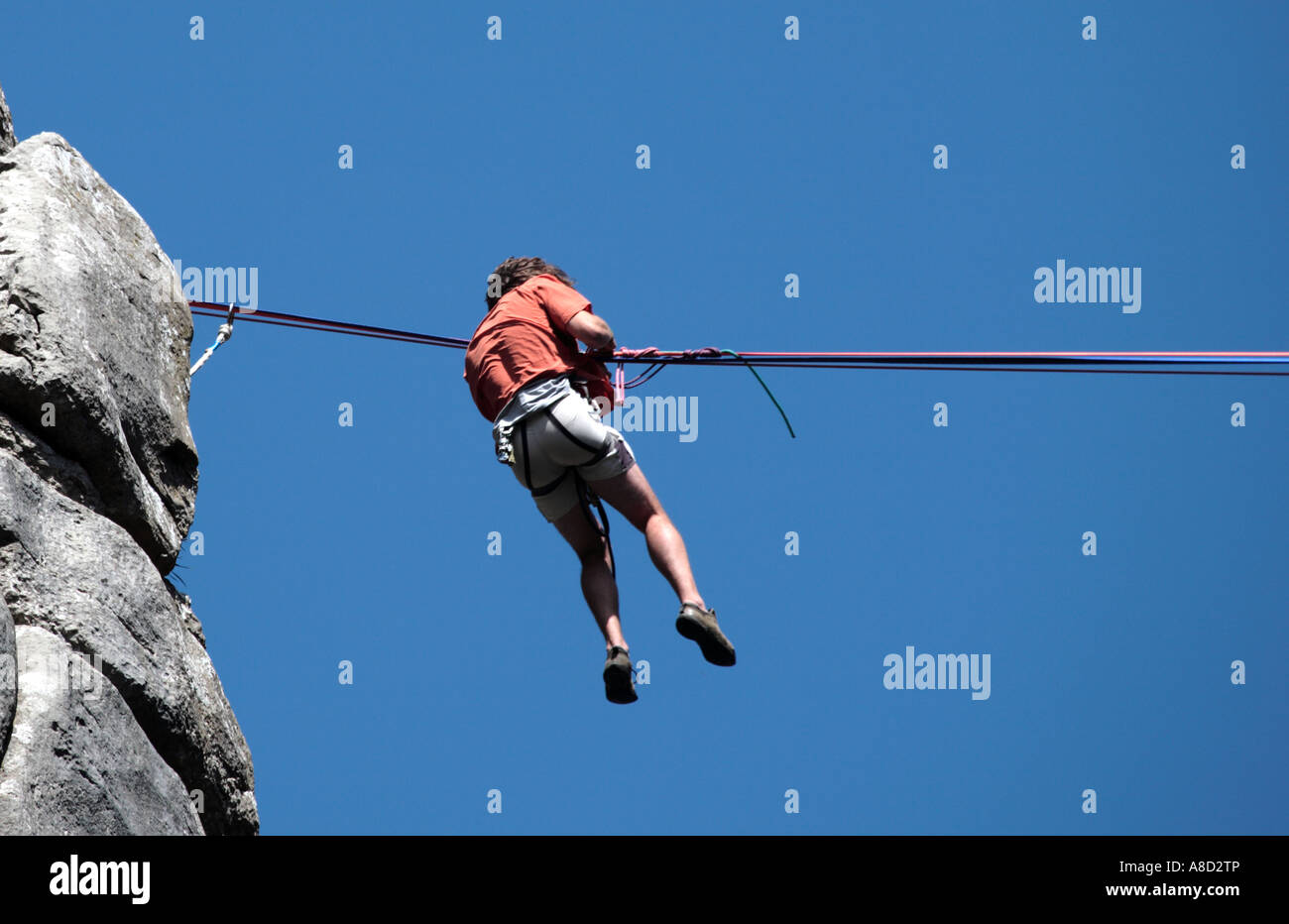 Slackiline walking with no bar totally free balancing no safety net ...