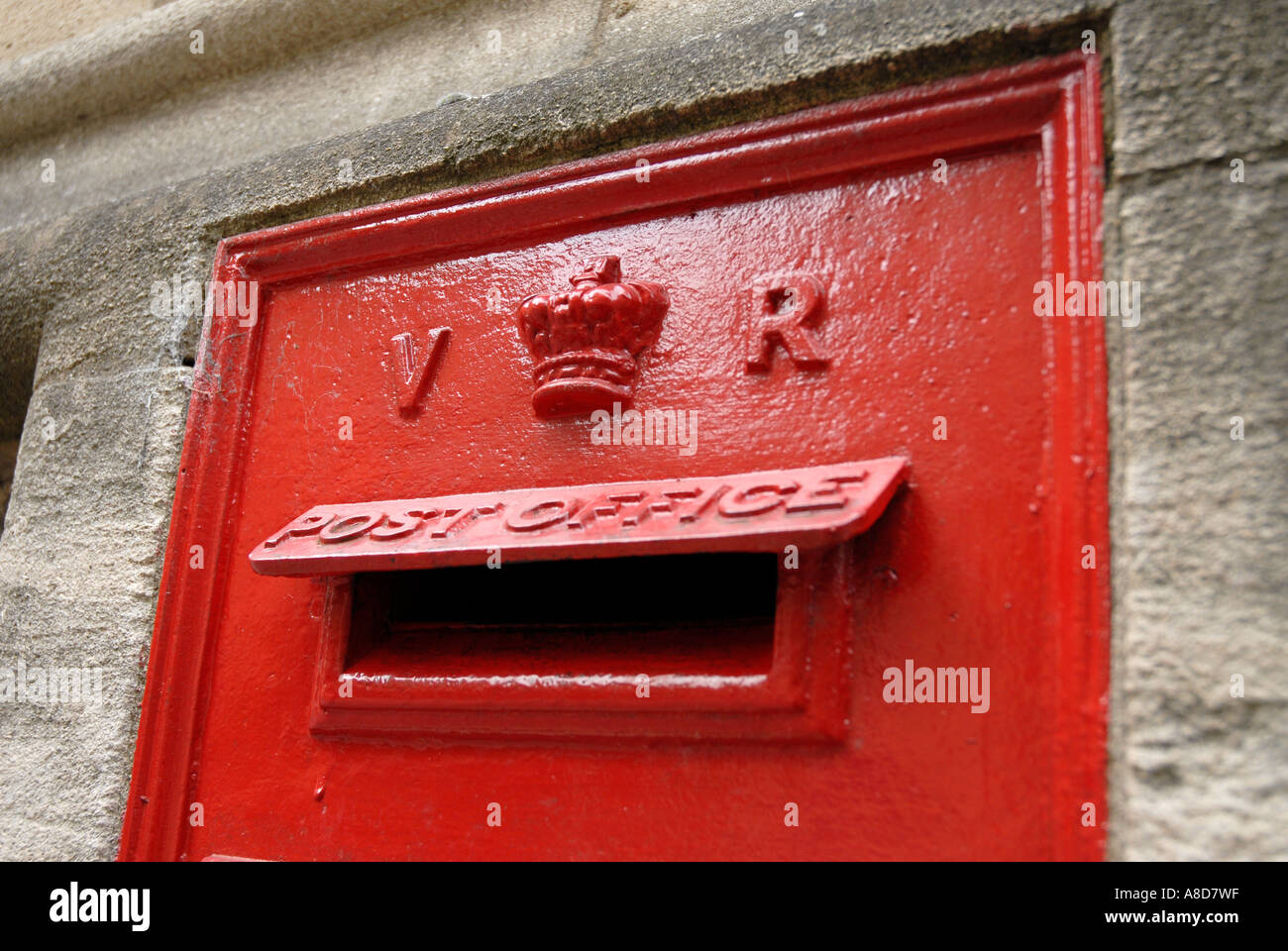 Red victorian hi-res stock photography and images - Alamy