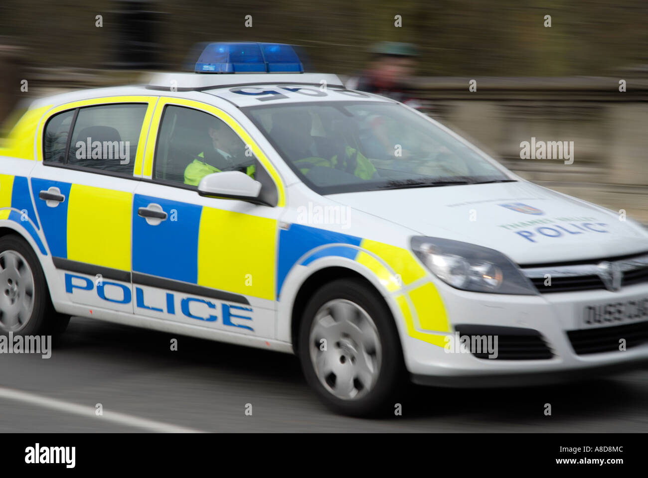Thames valley police car hi-res stock photography and images - Alamy