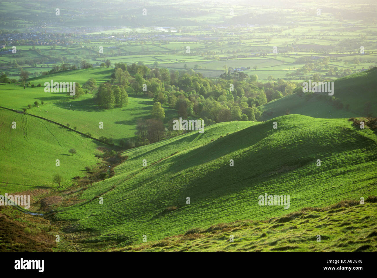 Vale clwyd landscape hi-res stock photography and images - Alamy