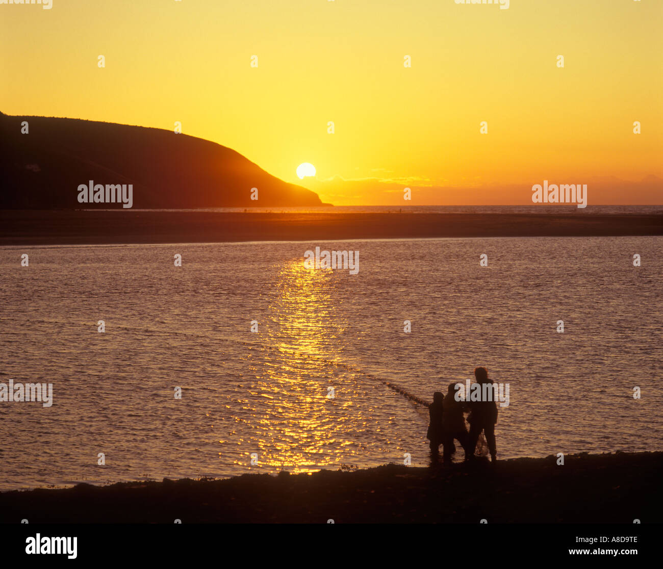 Gwbert wales hi-res stock photography and images - Alamy