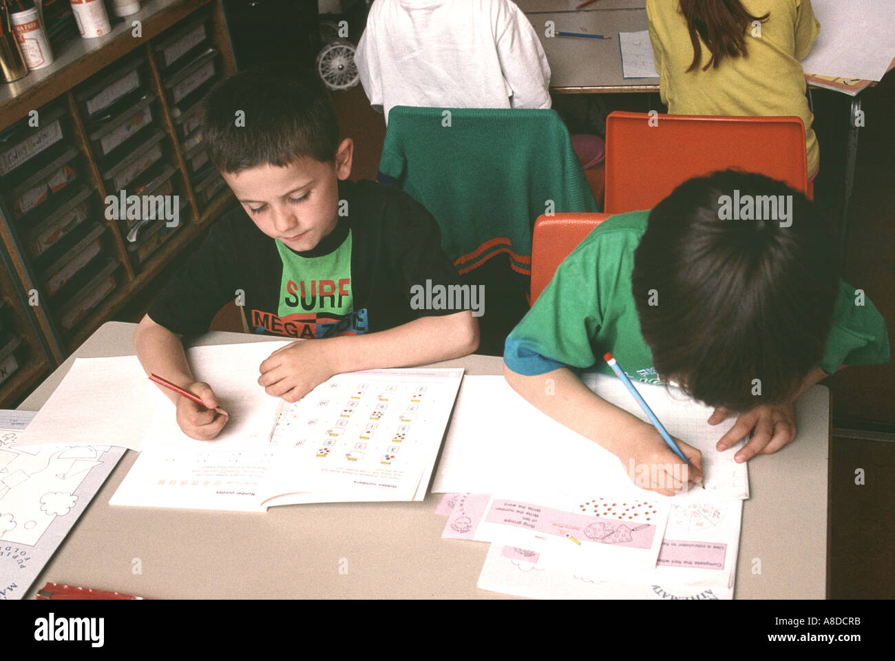 Maths primary uk hi-res stock photography and images - Alamy