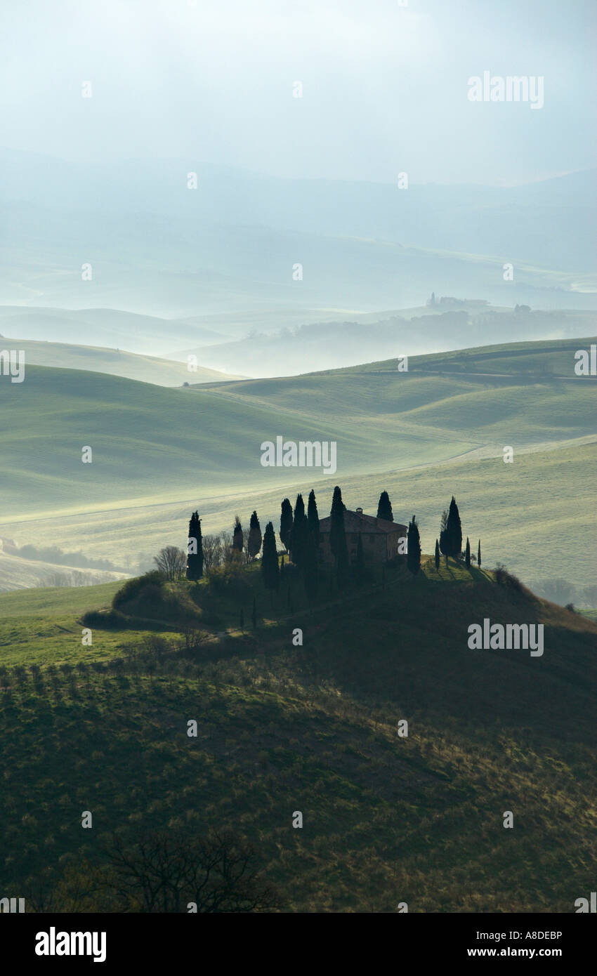 Tuscany panorama farmhouse cypresses hi-res stock photography and ...