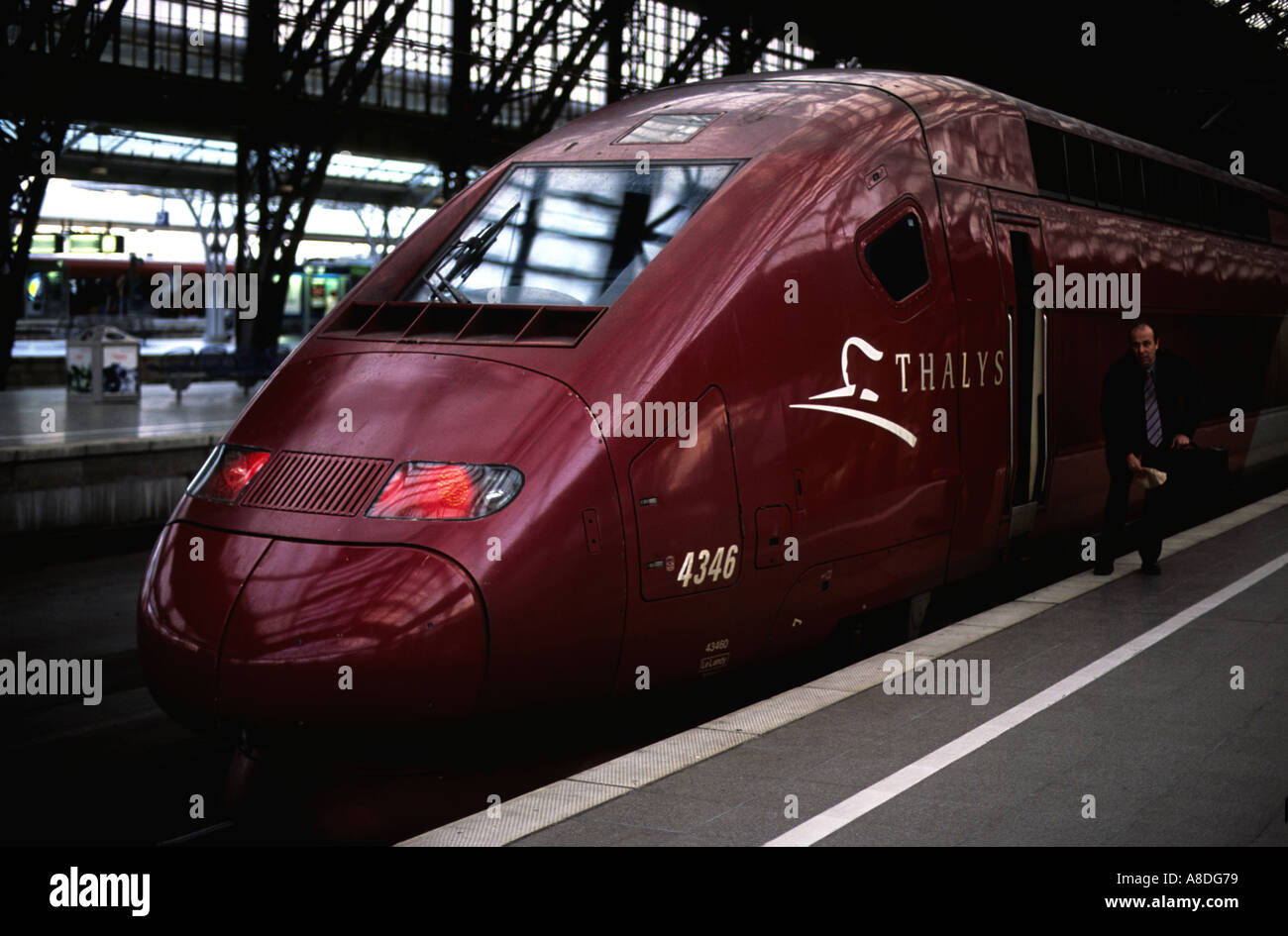 Thalys high speed train brussels paris hi-res stock photography and ...