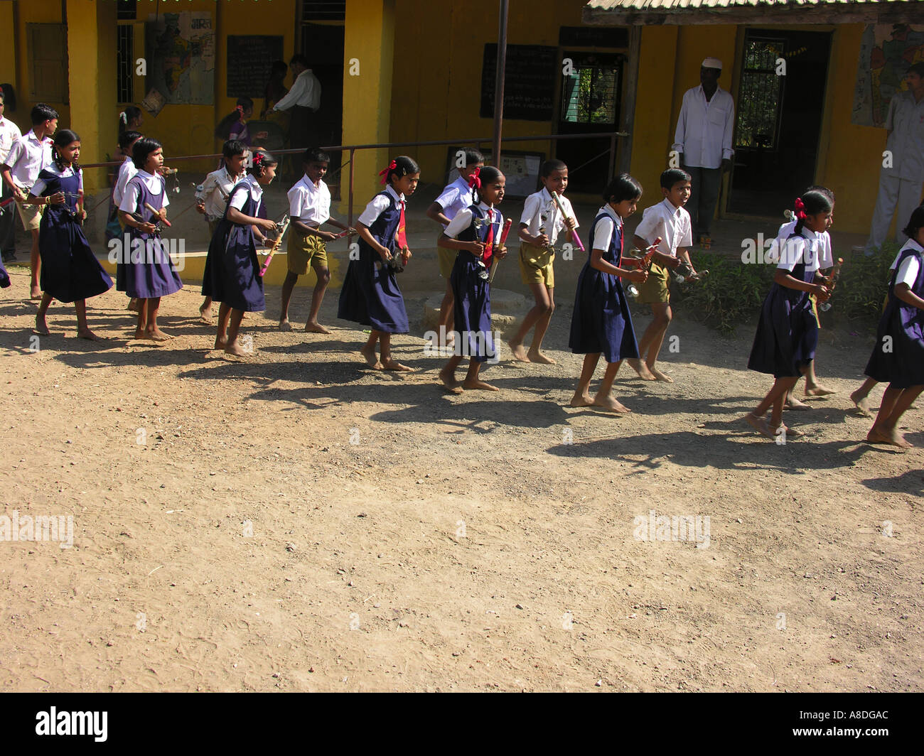 Lezim hi-res stock photography and images - Alamy