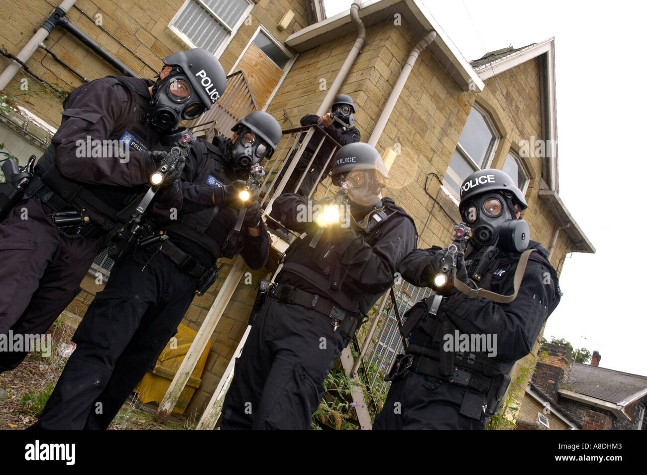 Mp5 hi-res stock photography and images - Alamy