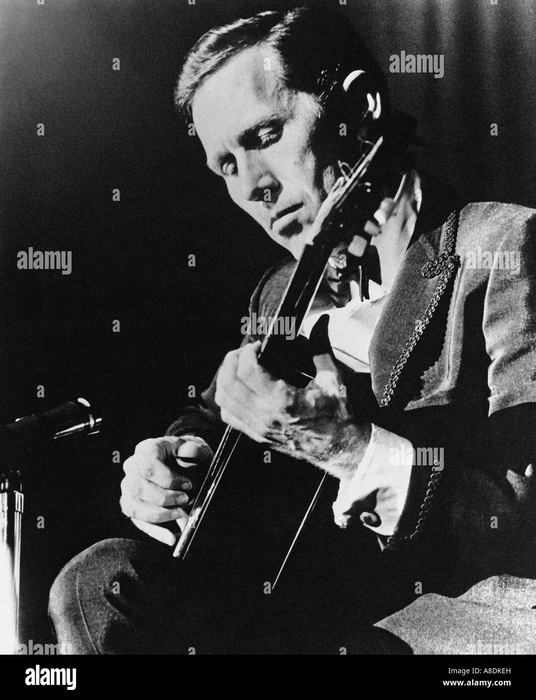 Chet atkins Black and White Stock Photos & Images - Alamy