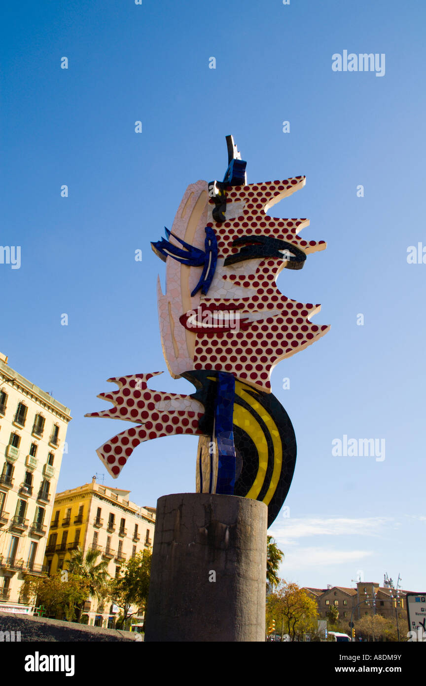 Barcelona Roy Lichtenstein pop art sculpture Stock Photo - Alamy