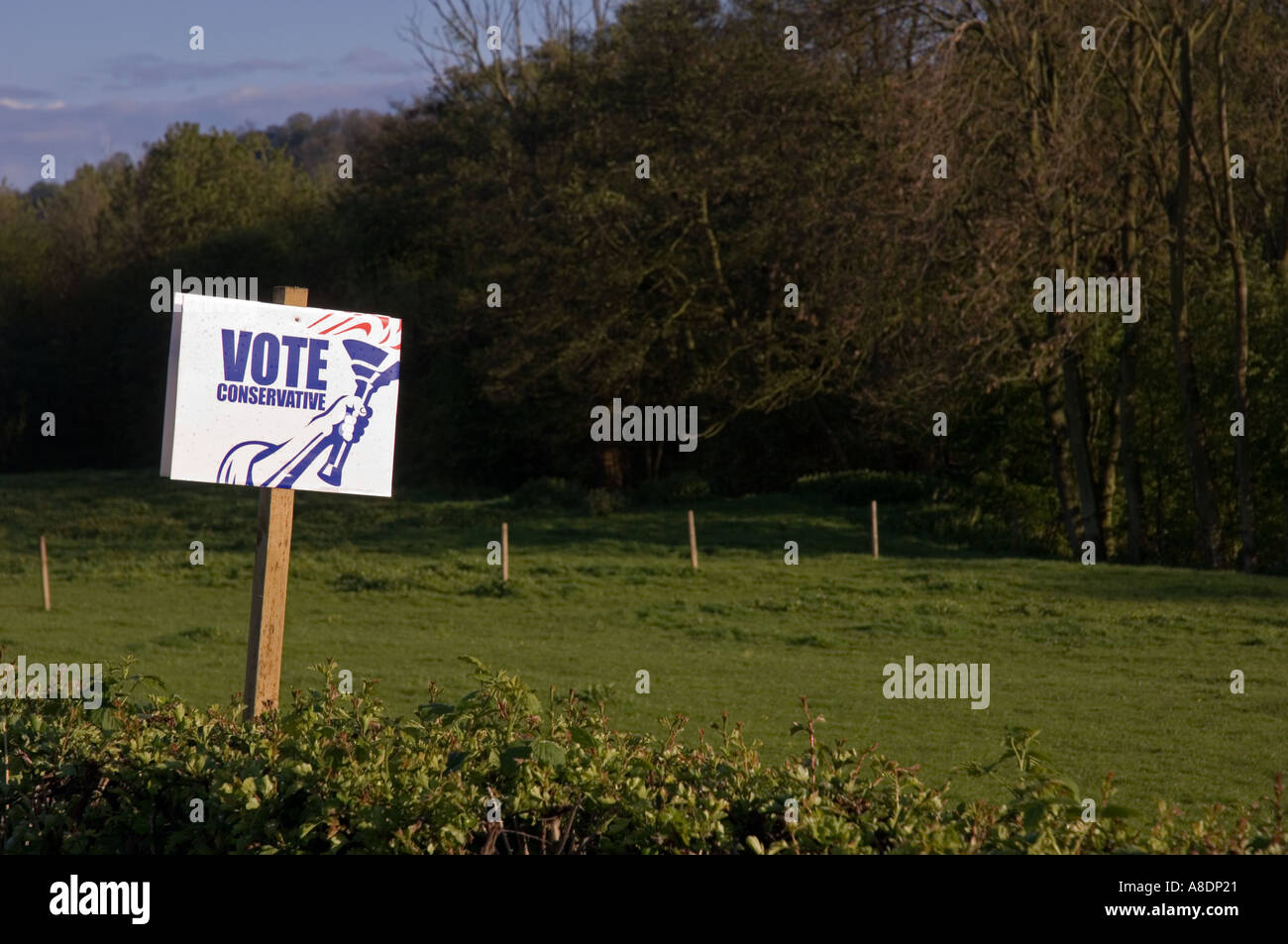 Uk election poster 2005 hi-res stock photography and images - Alamy