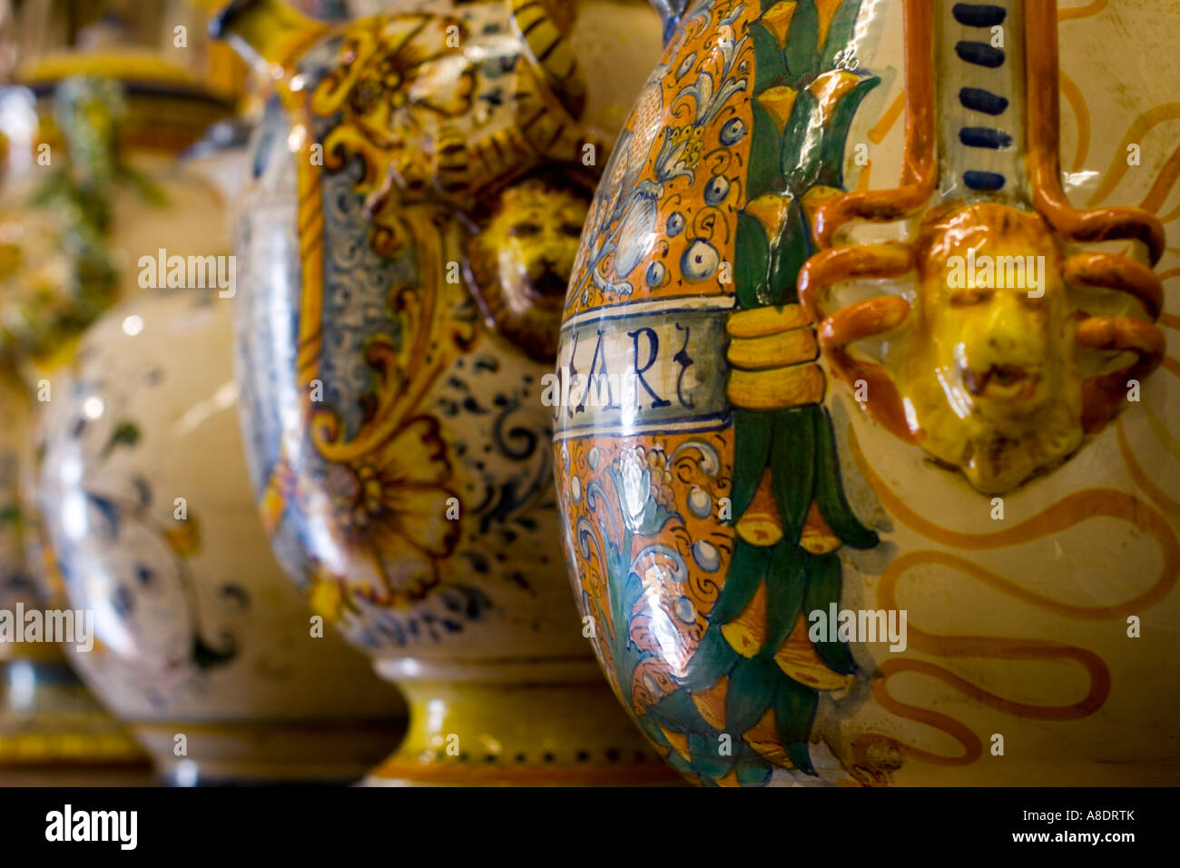 Tuscany italy ceramic painted pottery hi-res stock photography and ...