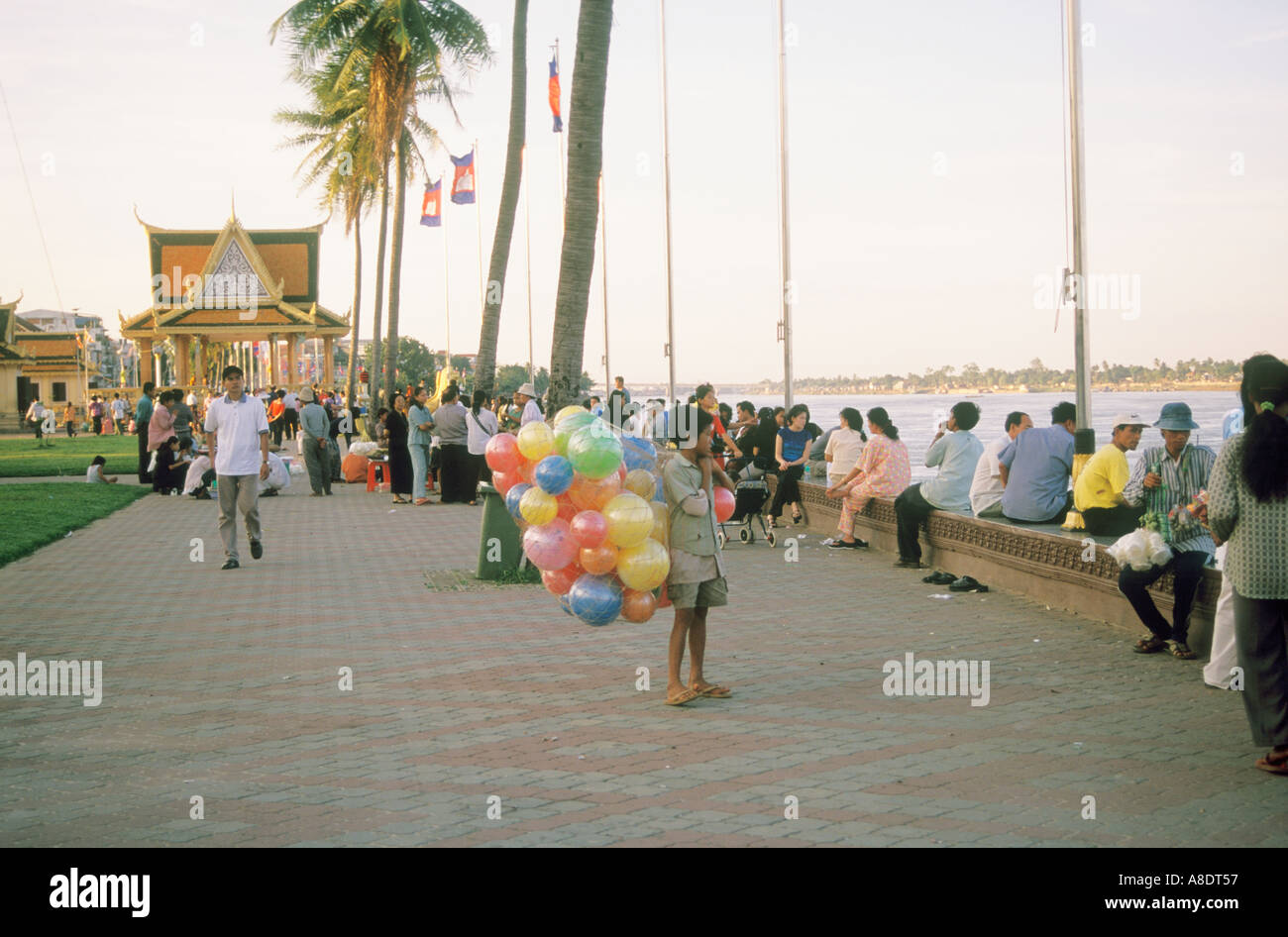 Cambodia Riverfront Sisowath Quay Phnom Penh Stock Photo - Alamy