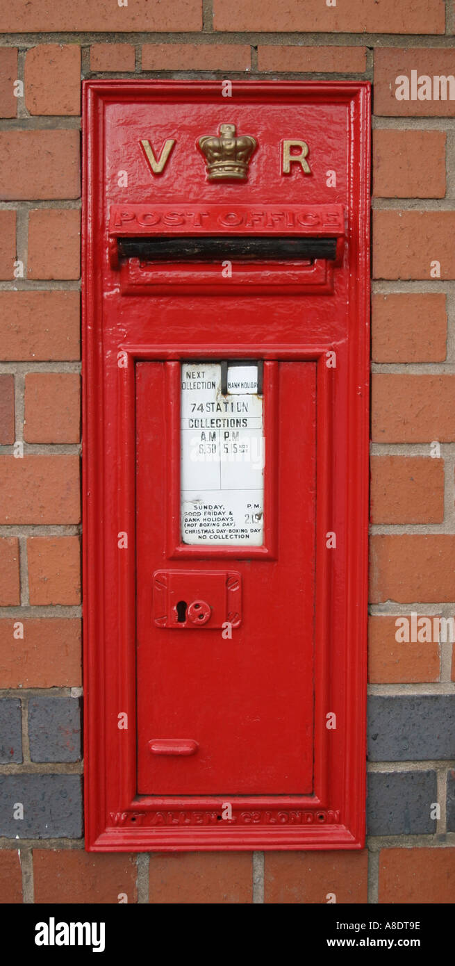 Severn Valley Railway Victorian Post Box Stock Photo - Alamy