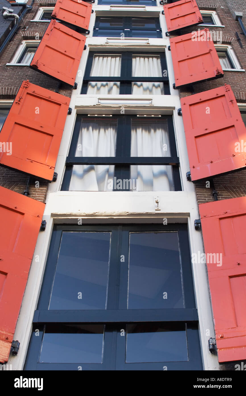 Red amsterdam shuttered windows hi-res stock photography and images - Alamy