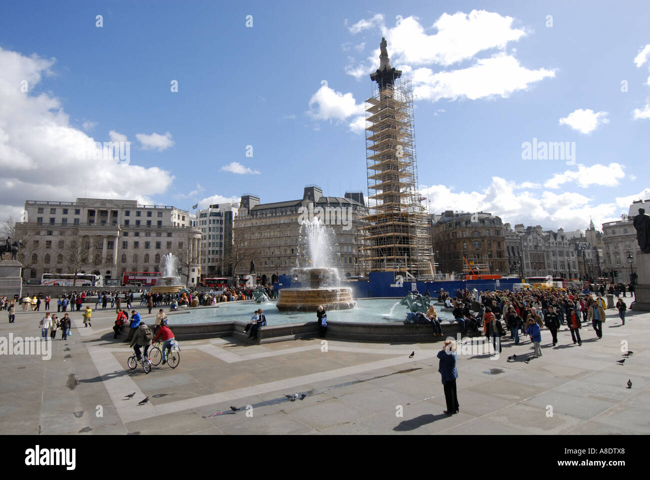 Nelson Column Cleaning High Resolution Stock Photography and Images - Alamy
