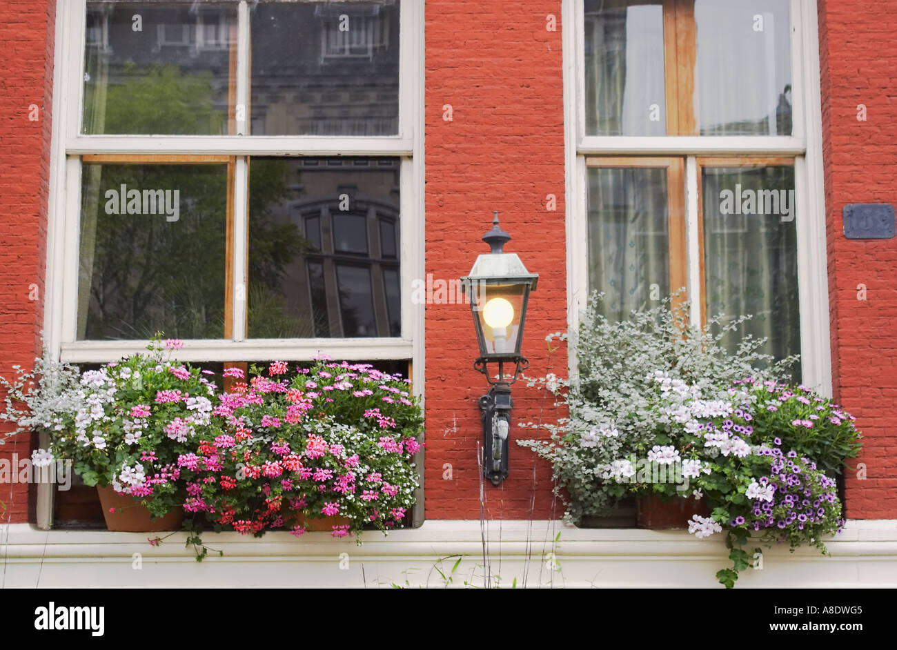 Windows Of Terraced House Stock Photo - Alamy