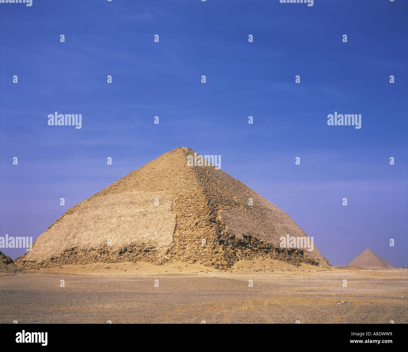 Bent pyramid and Red pyramid, Dahshur, Egypt Stock Photo - Alamy