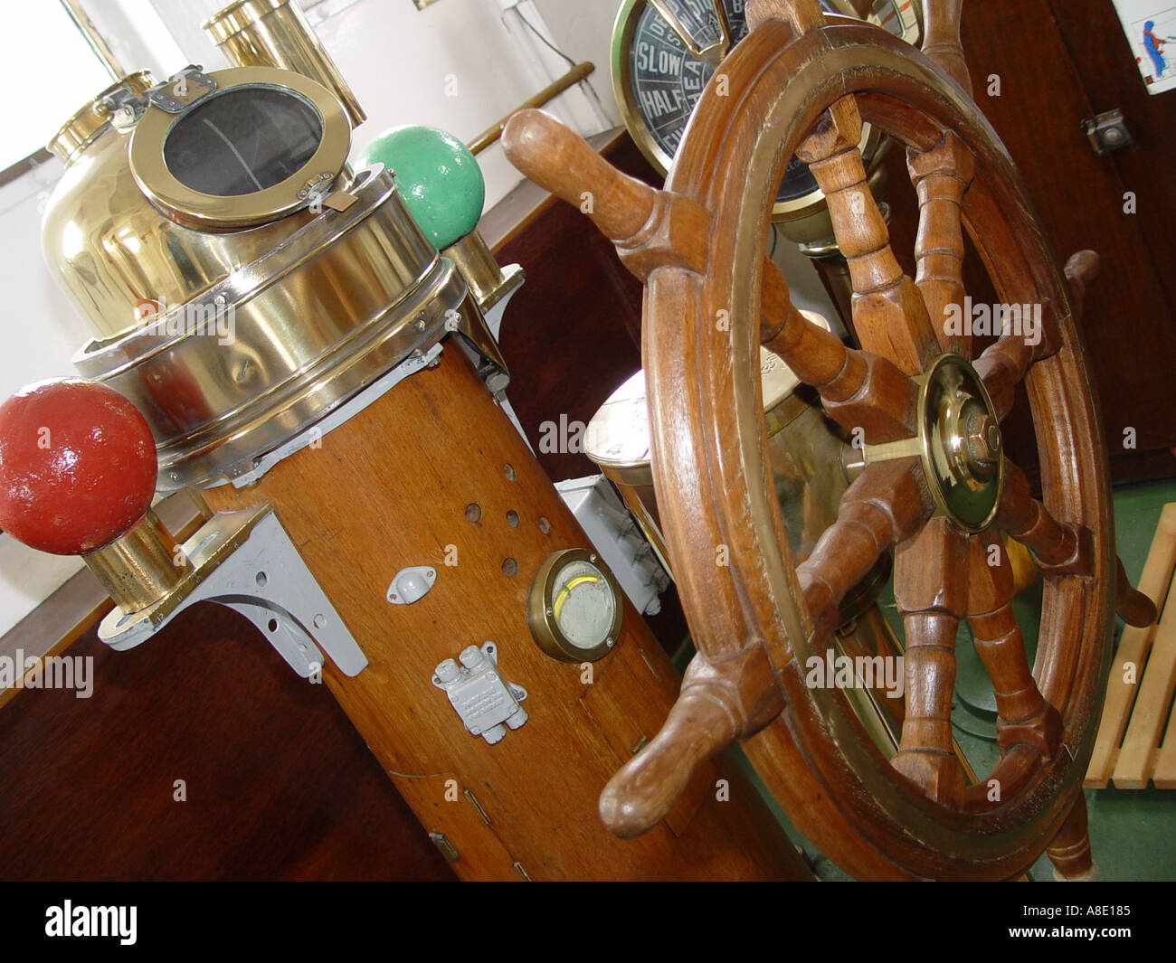 Shipping control room port hi-res stock photography and images - Alamy