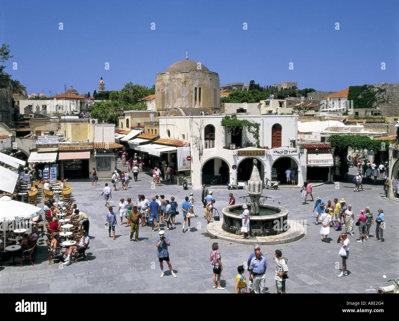 Argykastron square hi-res stock photography and images - Alamy