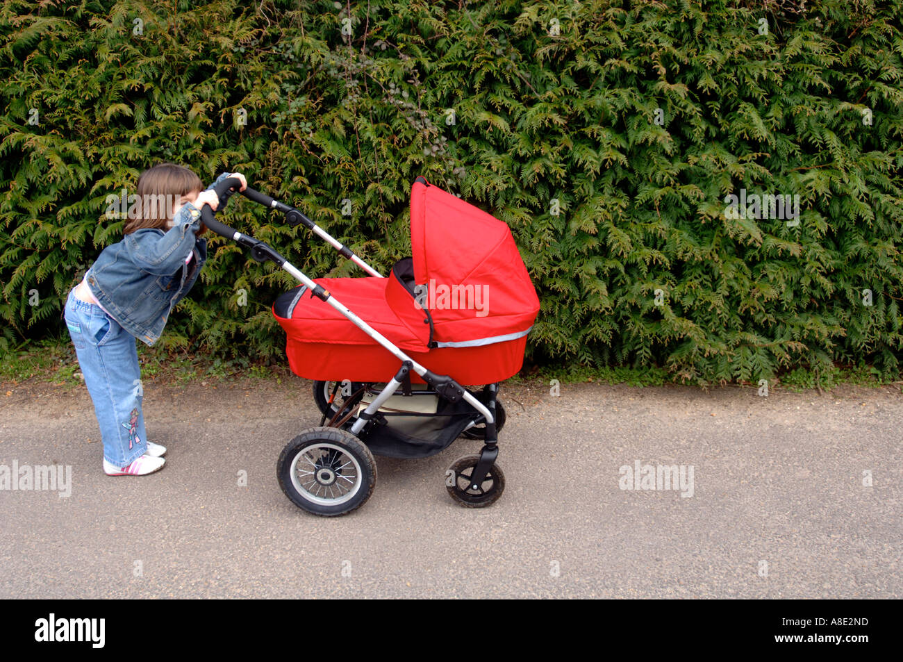 Pram Stock Photos & Pram Stock Images - Alamy