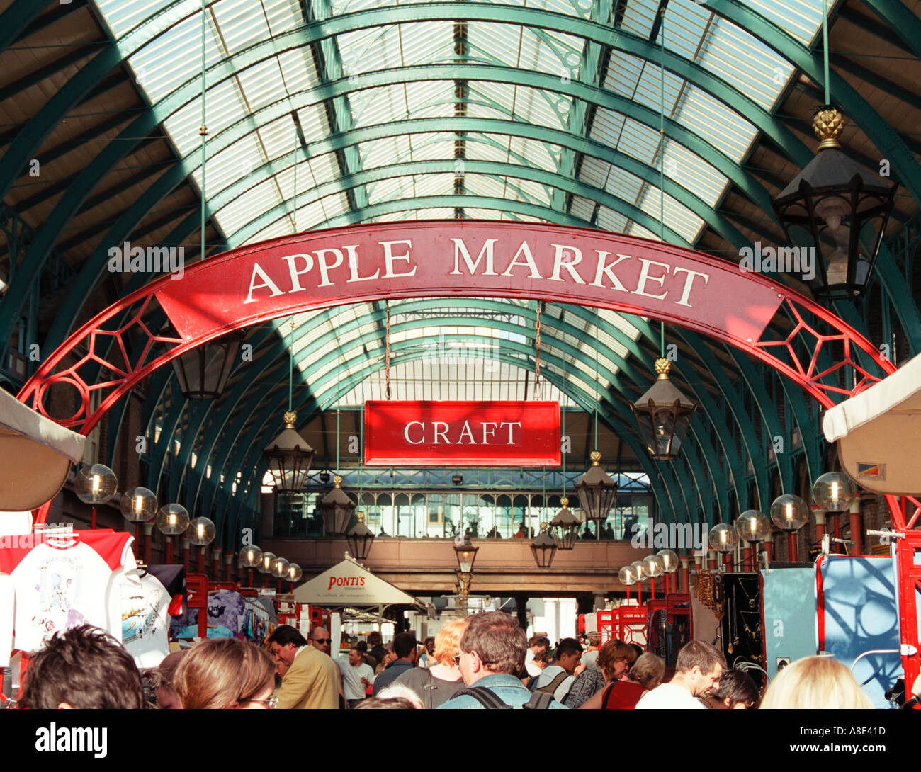 Apple Market Covent Garden London UK Stock Photo - Alamy