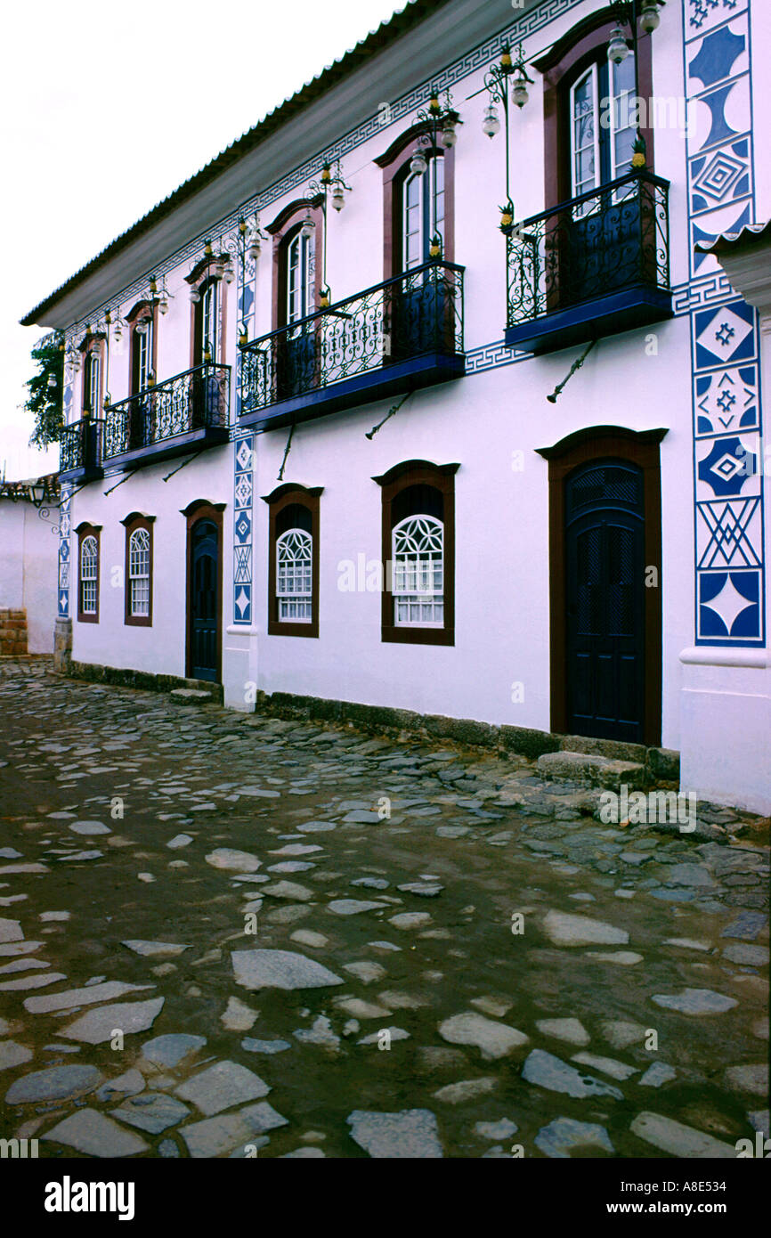 Portuguese colonial architecture in Brazil Stock Photo - Alamy