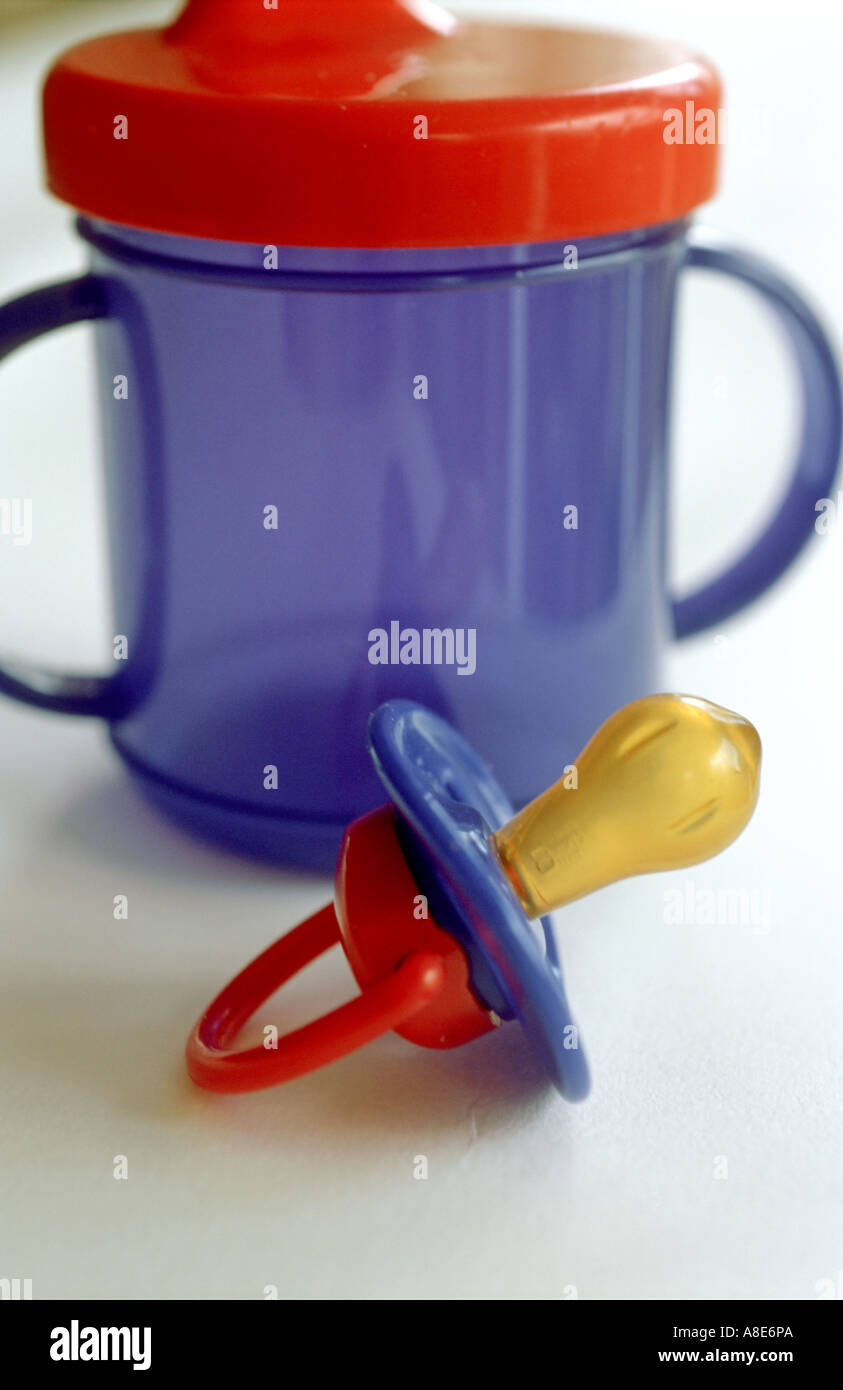 CHILD'S DUMMY COMFORTER FEEDING CUP Stock Photo - Alamy