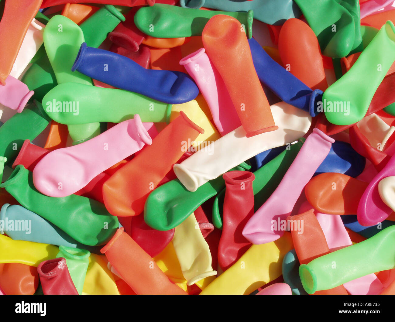 Different colour balloons hi-res stock photography and images - Alamy