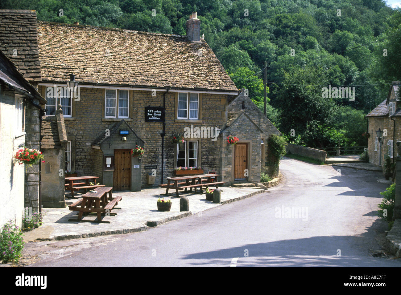 The White Hart Inn, Ford, Wiltshire, UK Stock Photo - Alamy