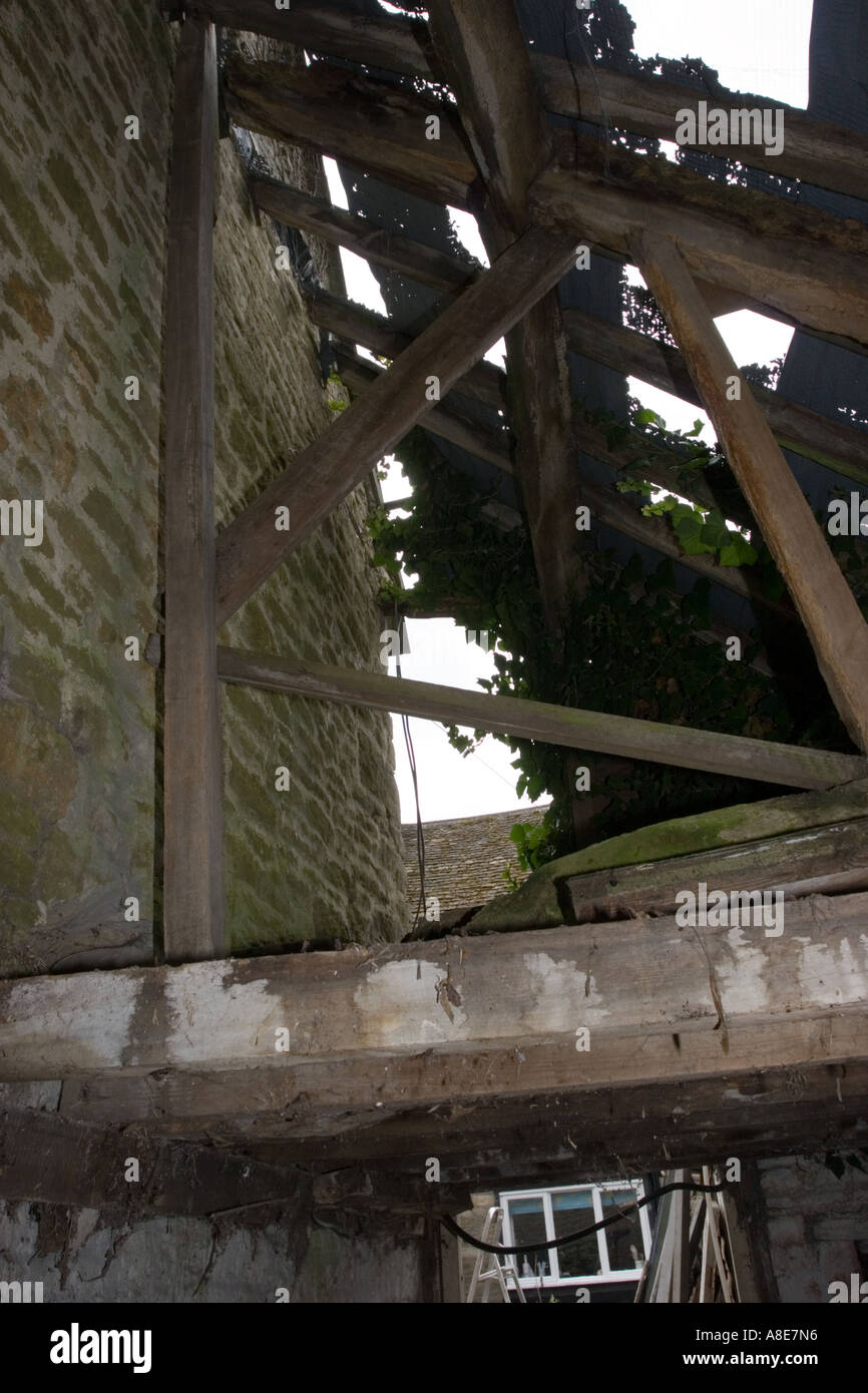 Derelict roof structure to be demolished and replaced with new timber ...