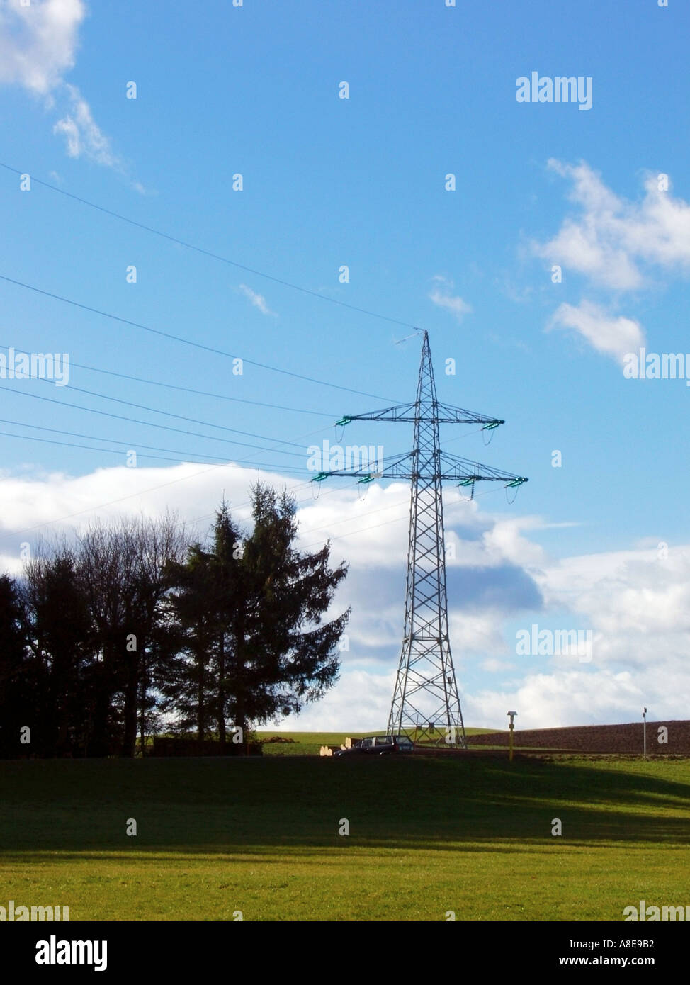 Heavy current mast at the horizon Stock Photo - Alamy