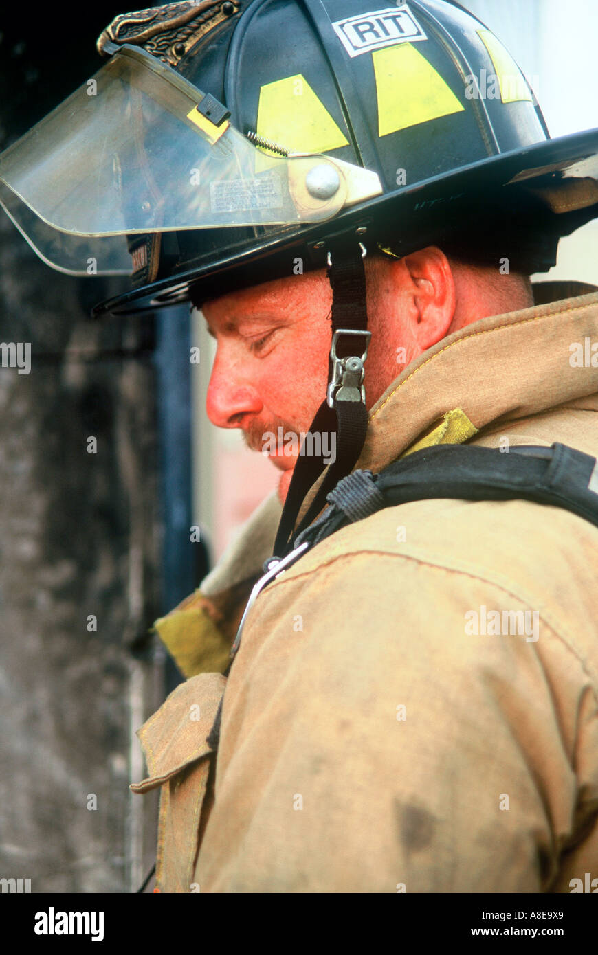 Honor fire fighter hi-res stock photography and images - Alamy