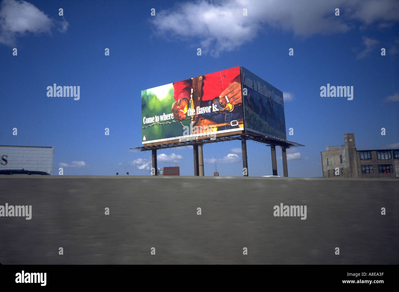 Marlboro advertisement hi-res stock photography and images - Alamy