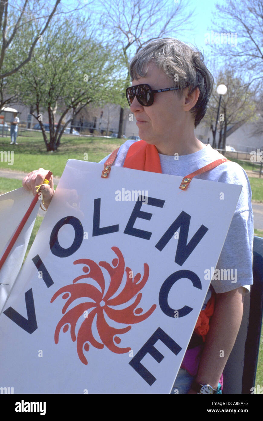 Nonviolence hi-res stock photography and images - Alamy