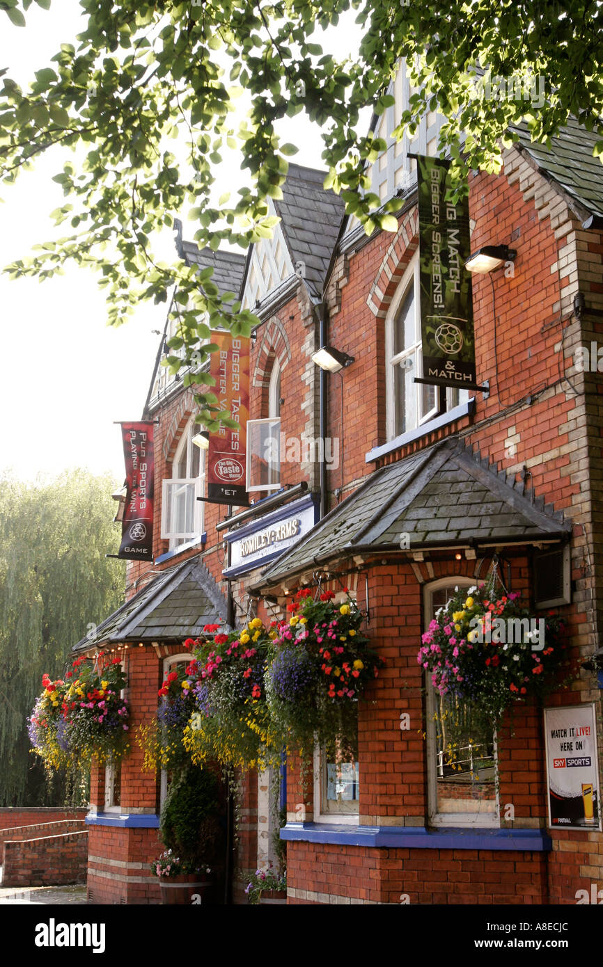 Romiley hi-res stock photography and images - Alamy