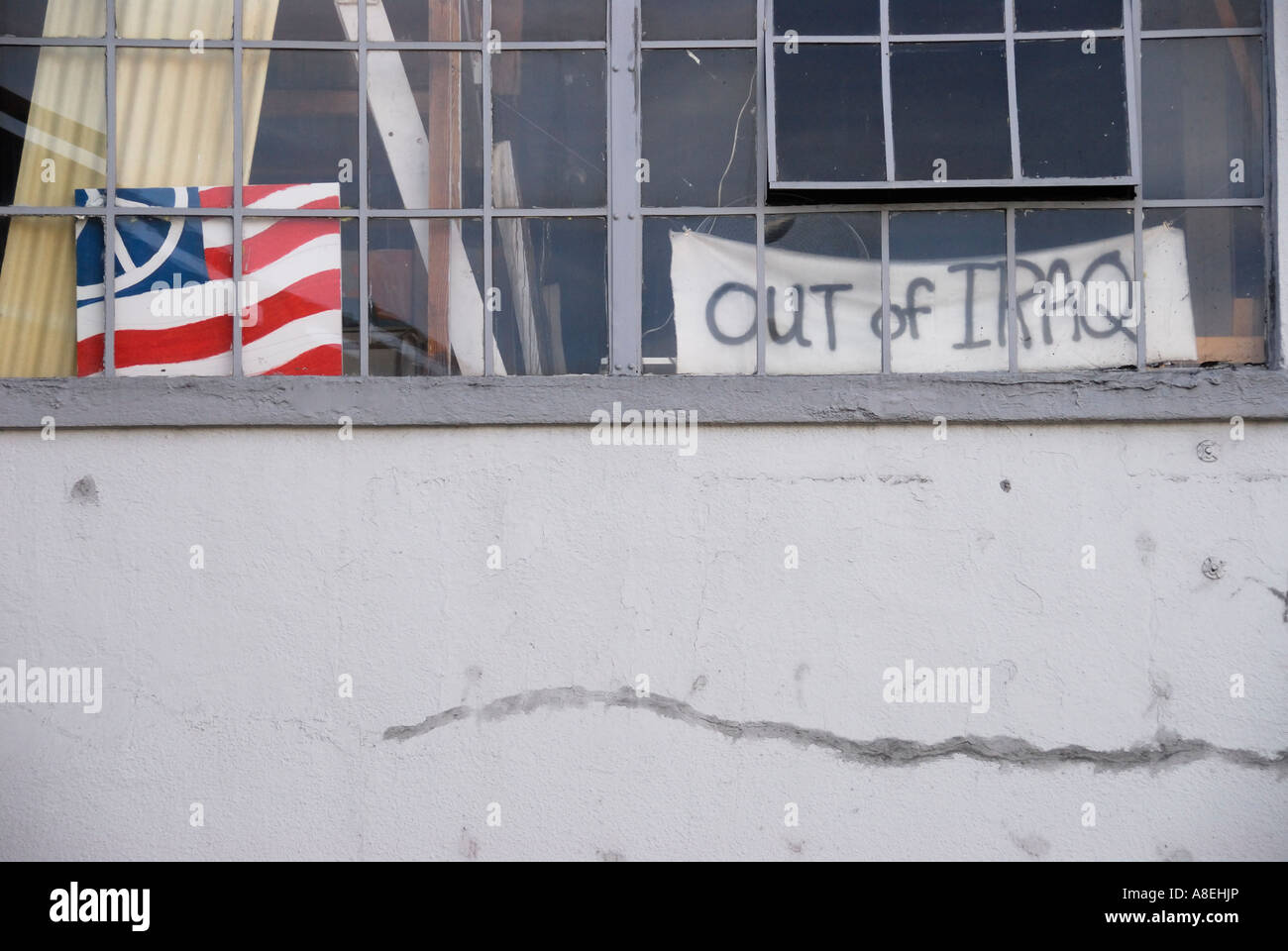 Peace sign protest us hi-res stock photography and images - Alamy