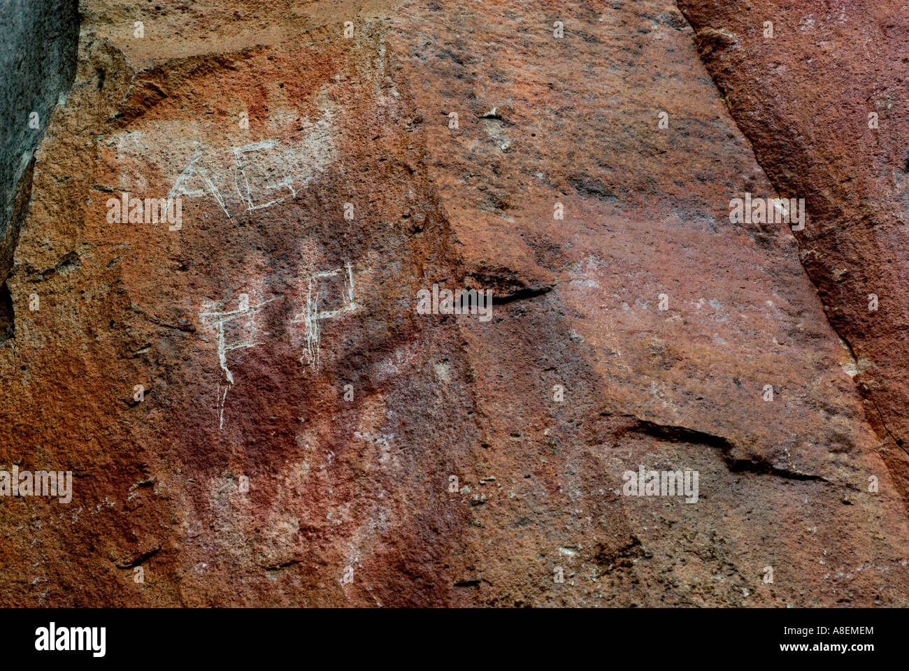 Vandalism in Cueva de las Manos del Rio Pinturas, Cave of the Hands ...