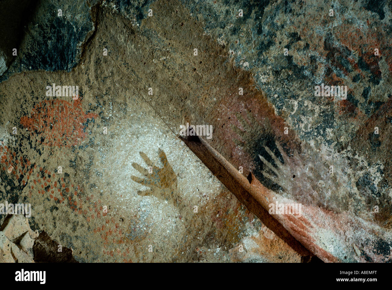 Ancient Hands, Stencil Paintings, Rio Pinturas Canyon, Cave of the ...