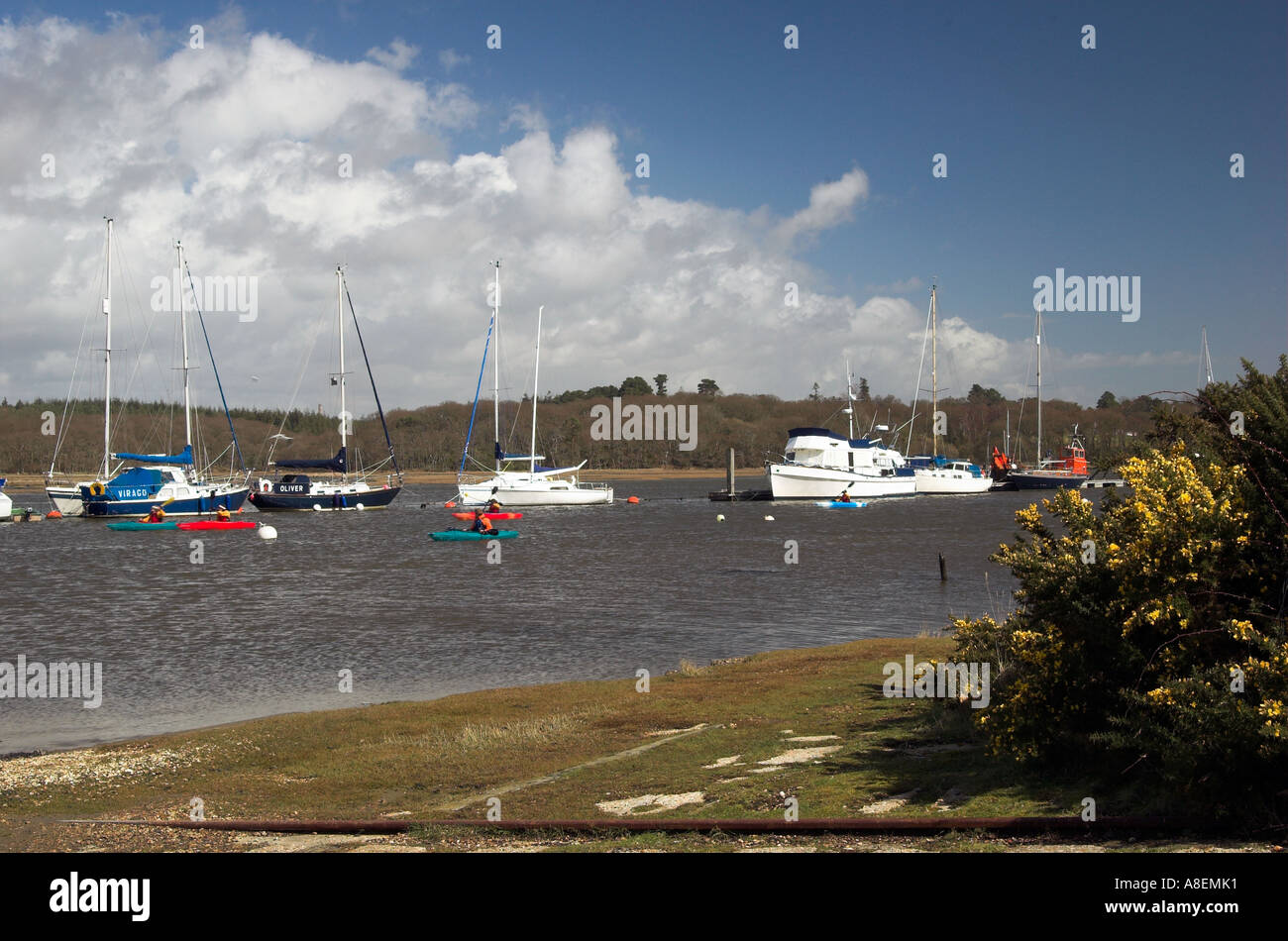 Builder estuary leisure hi-res stock photography and images - Alamy