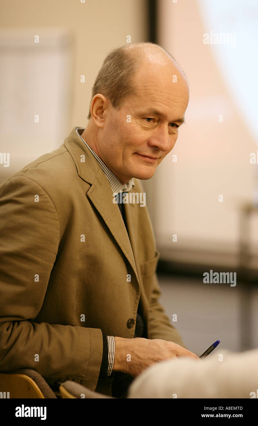 Mark Brayne Director Dart Centre Europe Trauma & Journalism Stock Photo ...