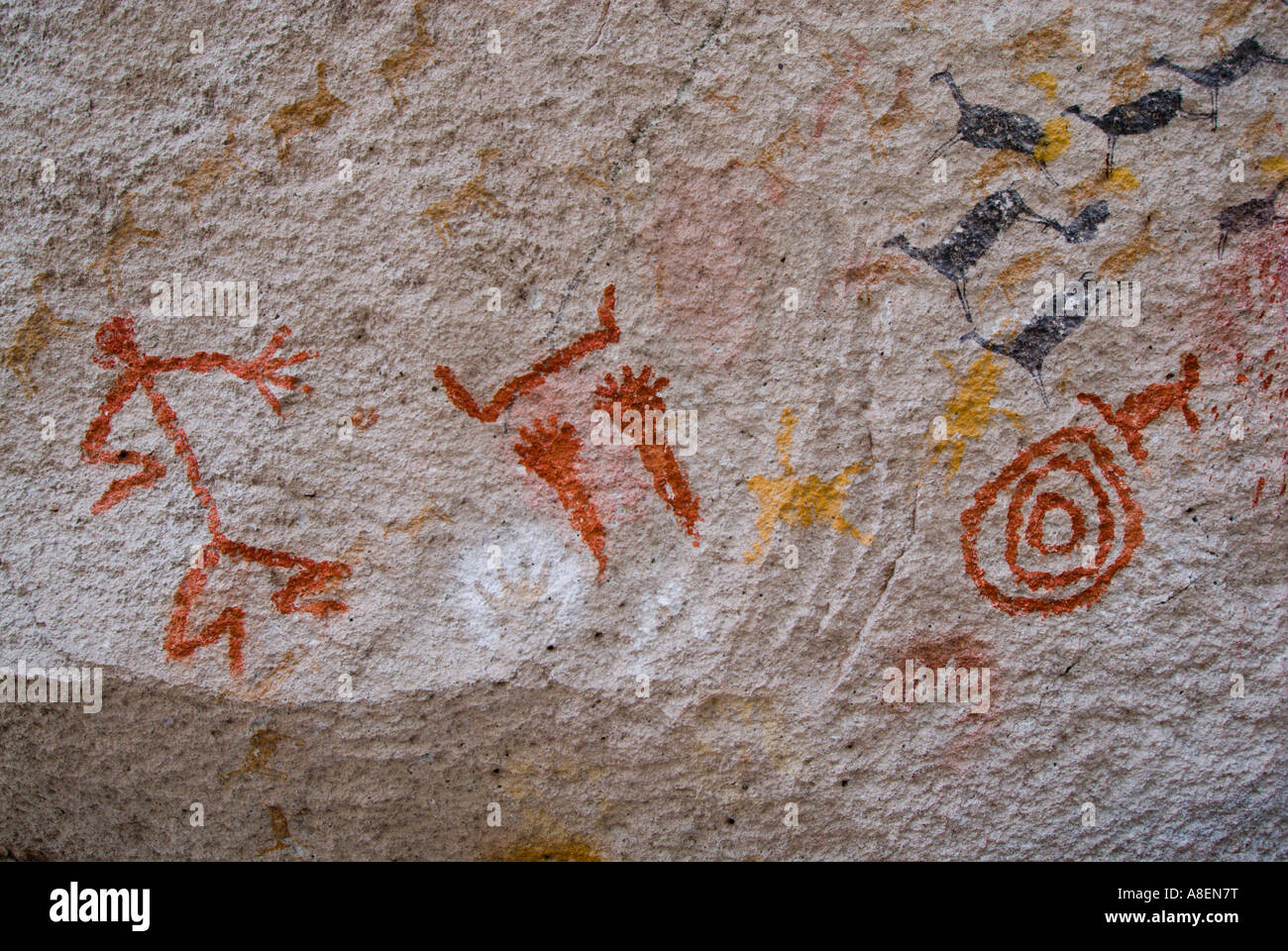 Cueva de las Manos del Rio Pinturas, Cave of the Hands, Patagonia ...
