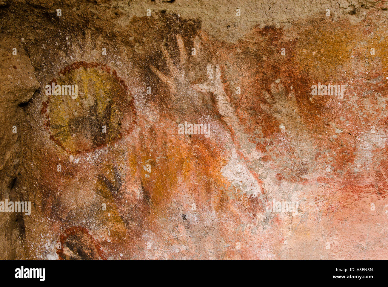 Cueva de las Manos del Rio Pinturas, Cave of the Hands, Patagonia ...
