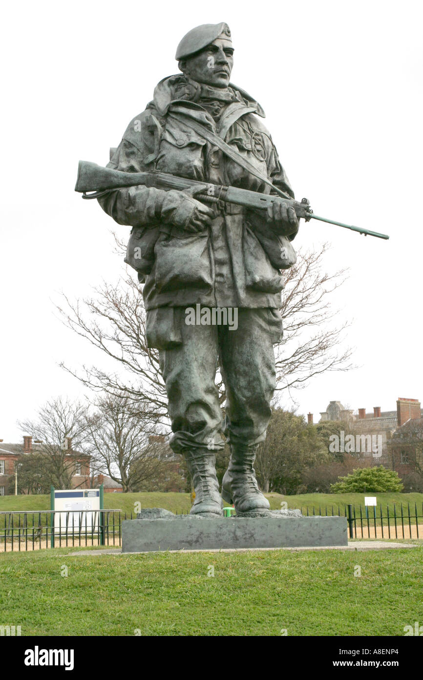 Royal Marine Statue Stock Photos & Royal Marine Statue Stock Images - Alamy